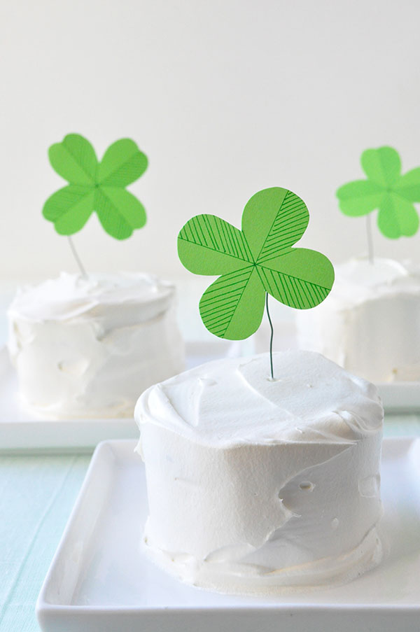 Shamrock Money Cakes